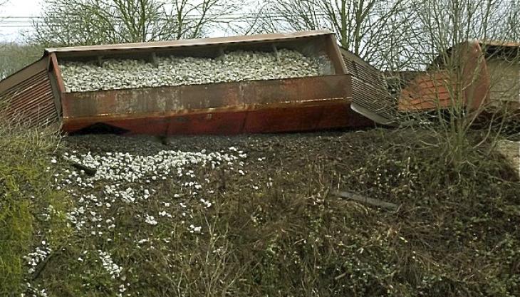 Aggregate freight wagons derailed | Agg-Net